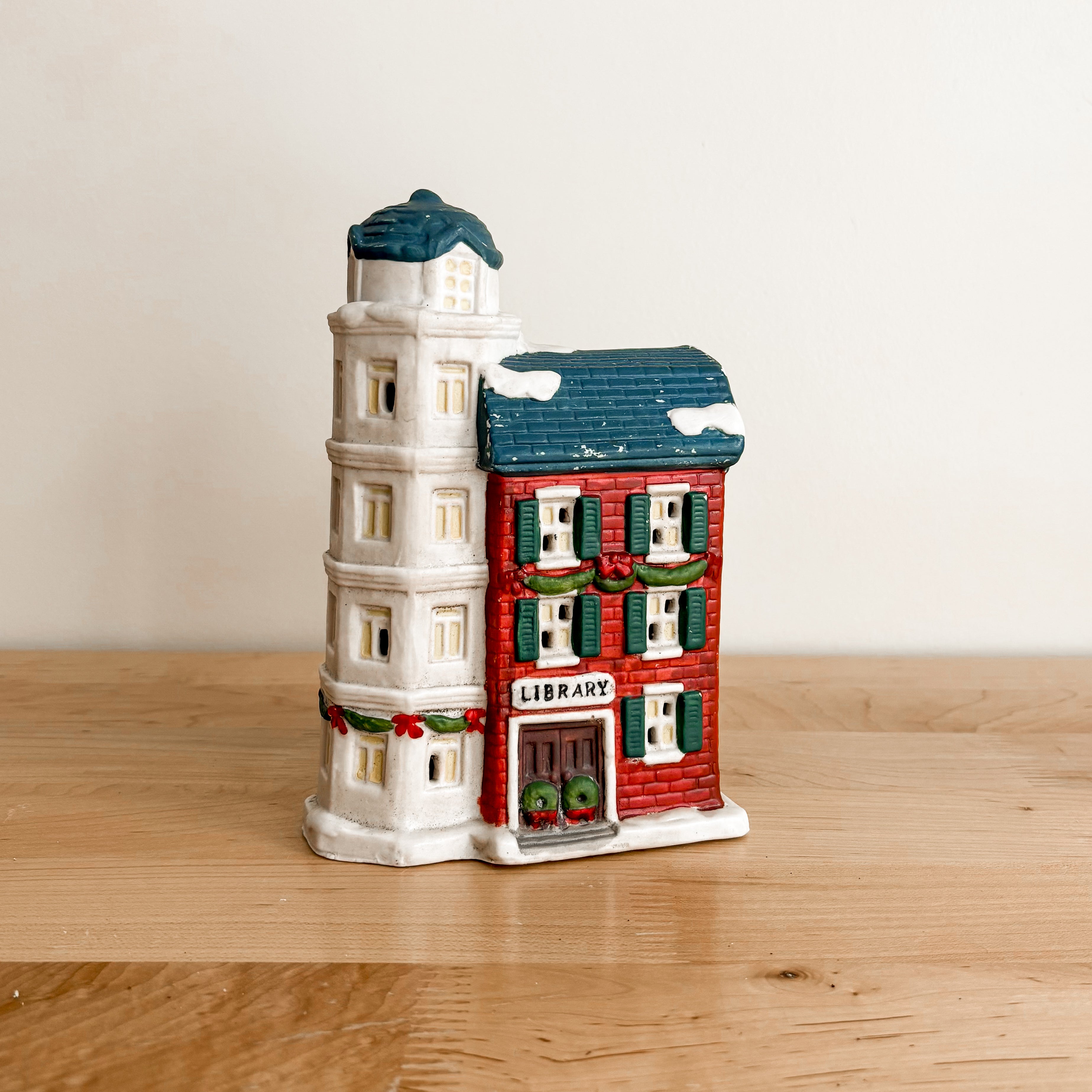 Christmas Decor - Ceramic Christmas Village Library – Dwelling on the Past